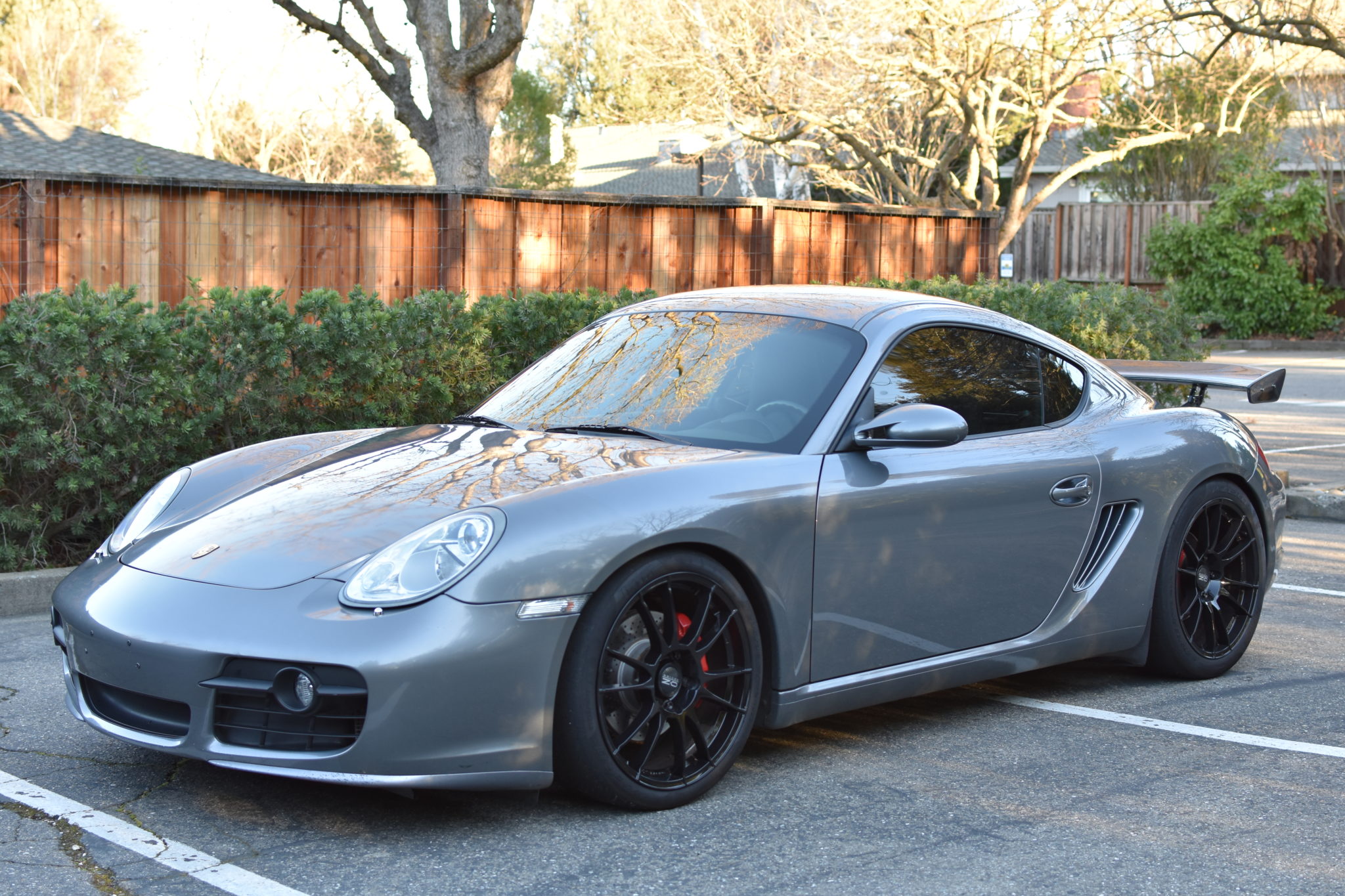 Lightly Modified 2006 Porsche Cayman S - motorsportsmgmt.com